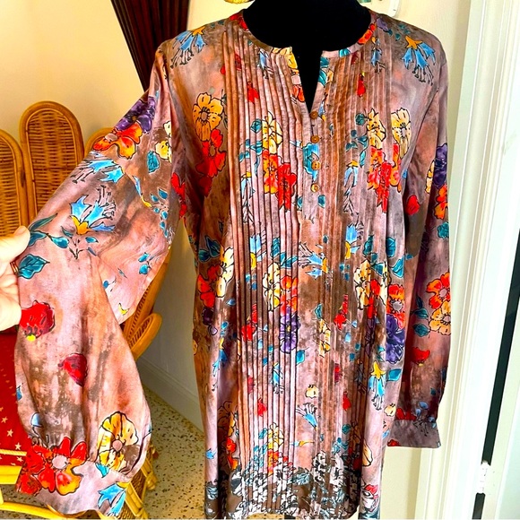 Tolani | Tops | Tolani Collection Brown Floral Print Long Sleeve Tunic ...